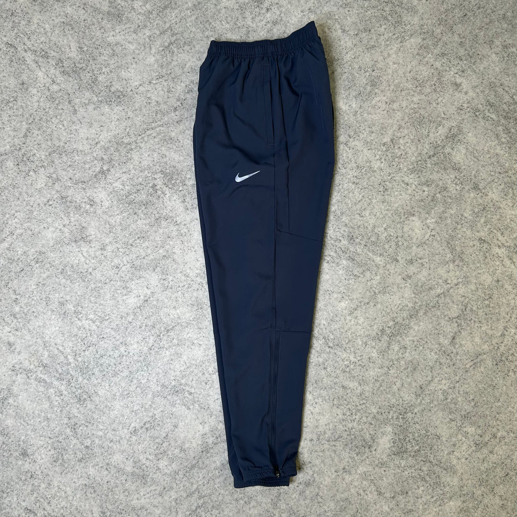 Nike Challenger Pant - Navy – Mode Trendz